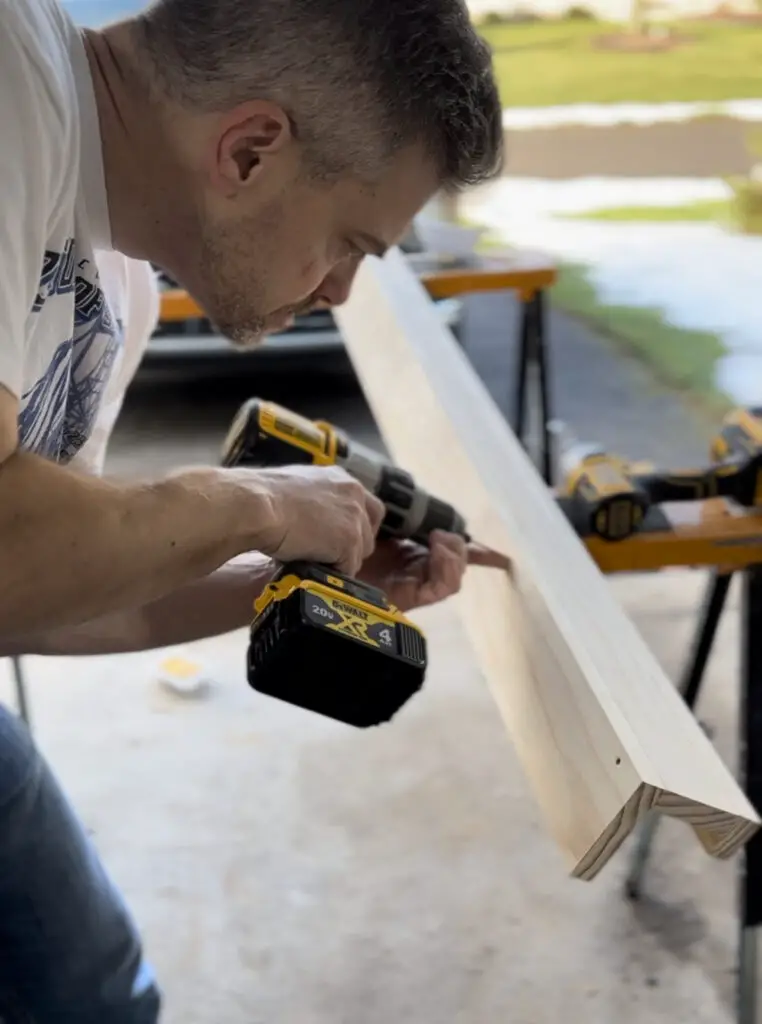 How to Make an Art Ledge